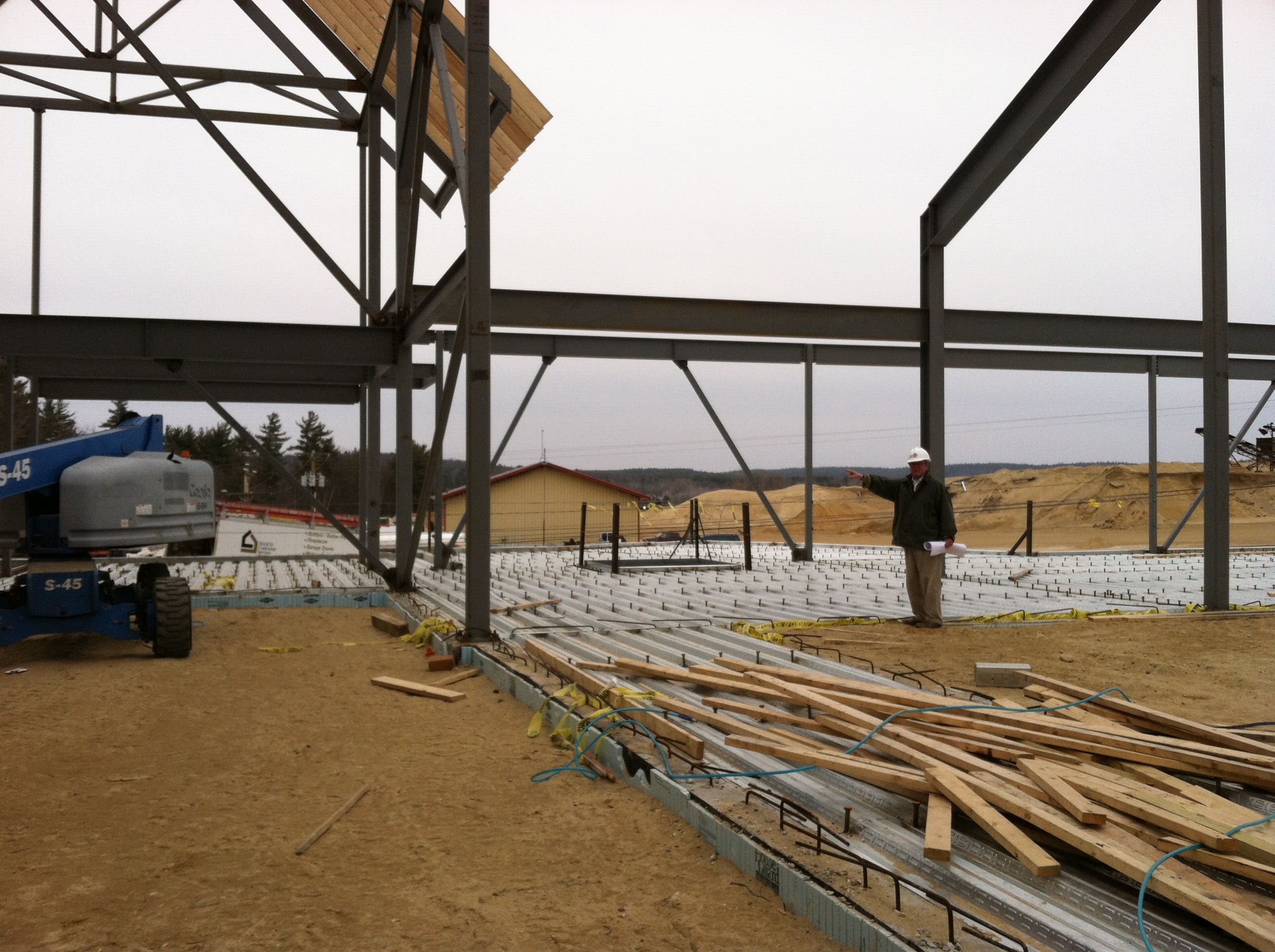 Rusty pointing to Store space – janebalshaw creative studios